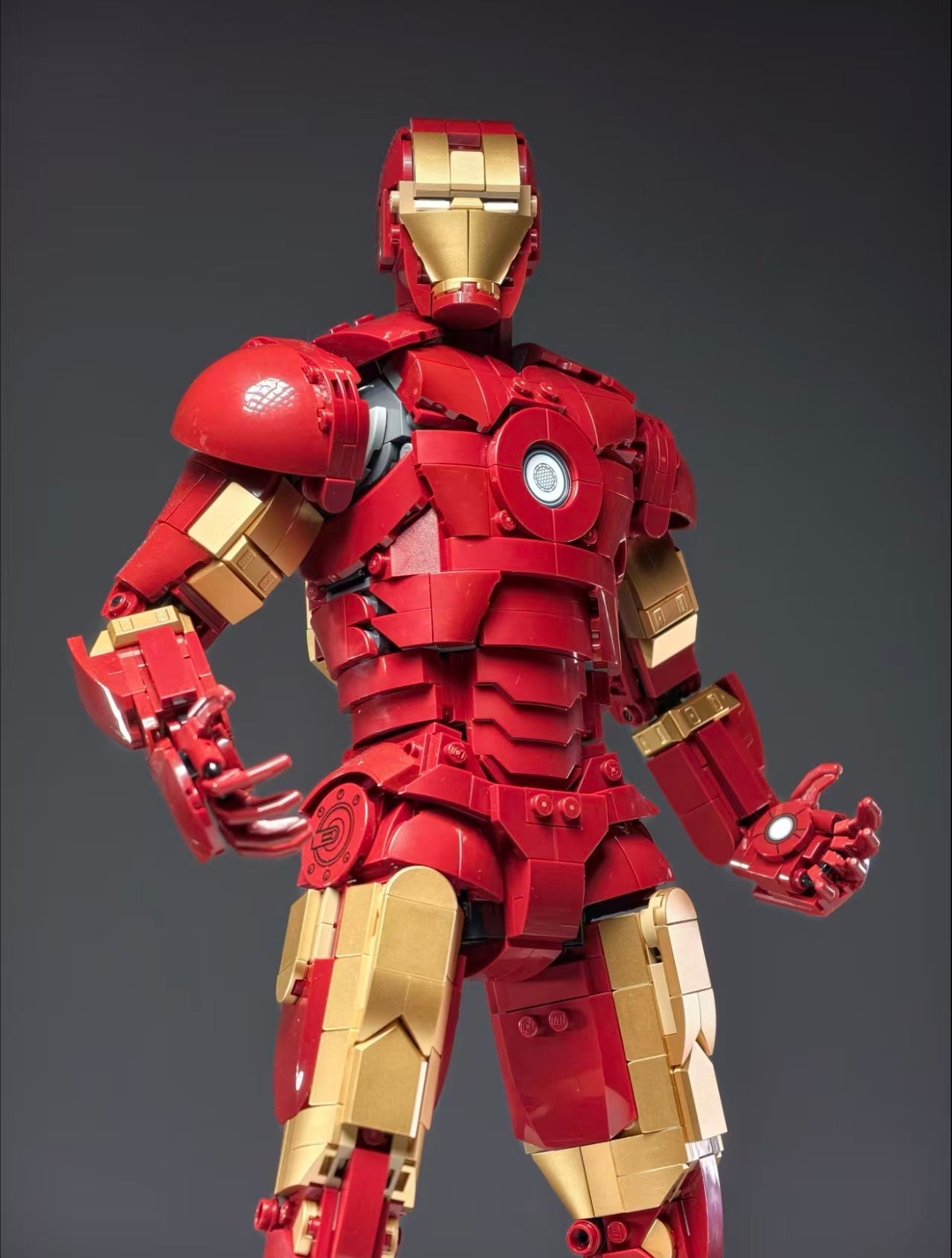 LEGO Iron Man Mark 3 Collectors' Edition (76344): A Brick-Built Ode to ...